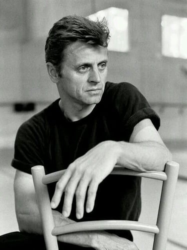 12 Famous Ballet Dancers